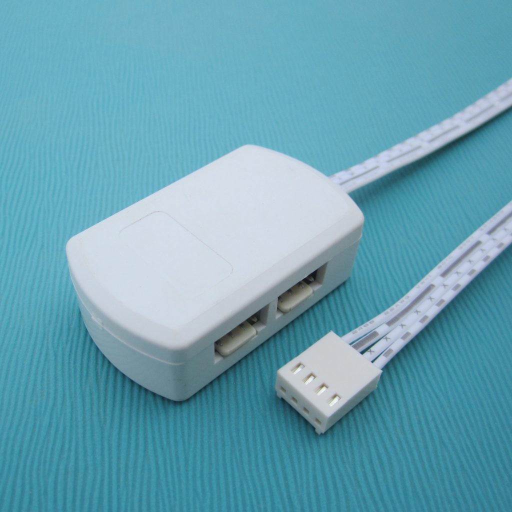 LED RGB 4-way Distributor box,4-way RGB Juction box|4Pin connectors ...